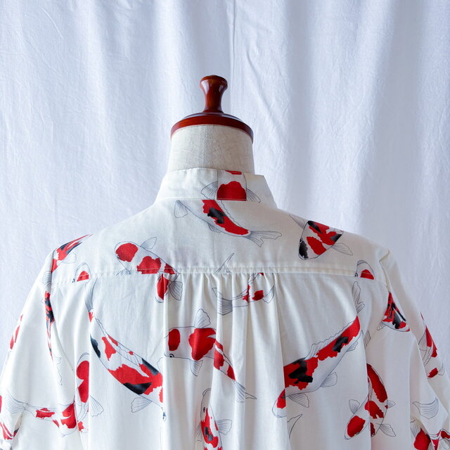 レディのためのプラムワンピース（5分袖）：120cm丈（錦鯉：オフホワイト） | iichi 日々の暮らしを心地よくするハンドメイドやアンティークのマーケットプレイス