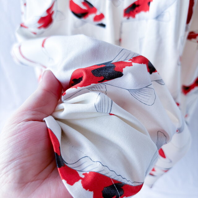 レディのためのプラムワンピース（5分袖）：120cm丈（錦鯉：オフホワイト） | iichi 日々の暮らしを心地よくするハンドメイドやアンティークのマーケットプレイス