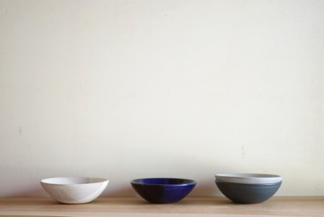 ボウル・C・layered・マット・白 | iichi 日々の暮らしを心地よくするハンドメイドやアンティークのマーケットプレイス