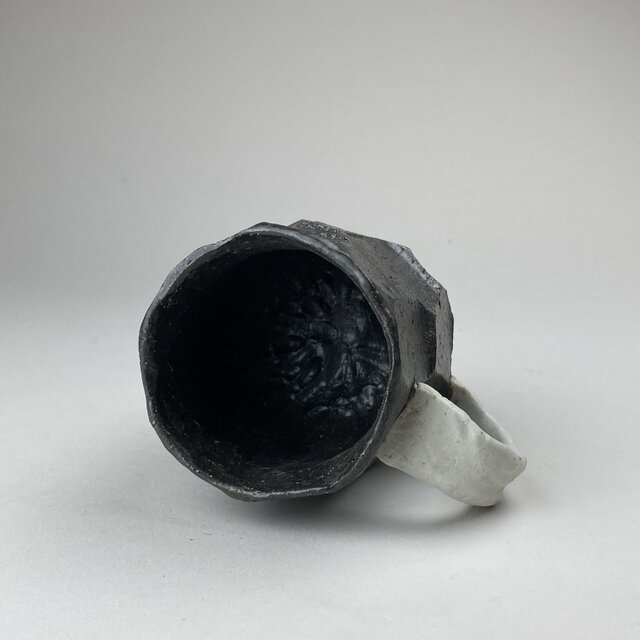 灰釉 面取りマグ大 No.5 | iichi 日々の暮らしを心地よくするハンドメイドやアンティークのマーケットプレイス