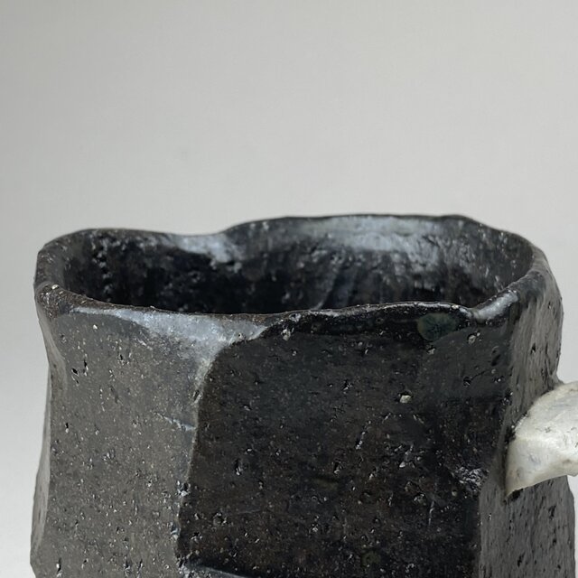 灰釉 面取りマグ大 No.5 | iichi 日々の暮らしを心地よくするハンドメイドやアンティークのマーケットプレイス