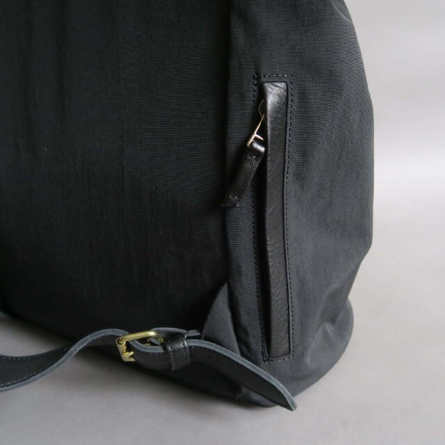 n×l backpack M (black×black) | iichi 日々の暮らしを心地よくするハンドメイドやアンティークのマーケットプレイス
