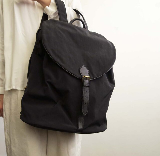n×l backpack M (black×black) | iichi 日々の暮らしを心地よくするハンドメイドやアンティークのマーケットプレイス