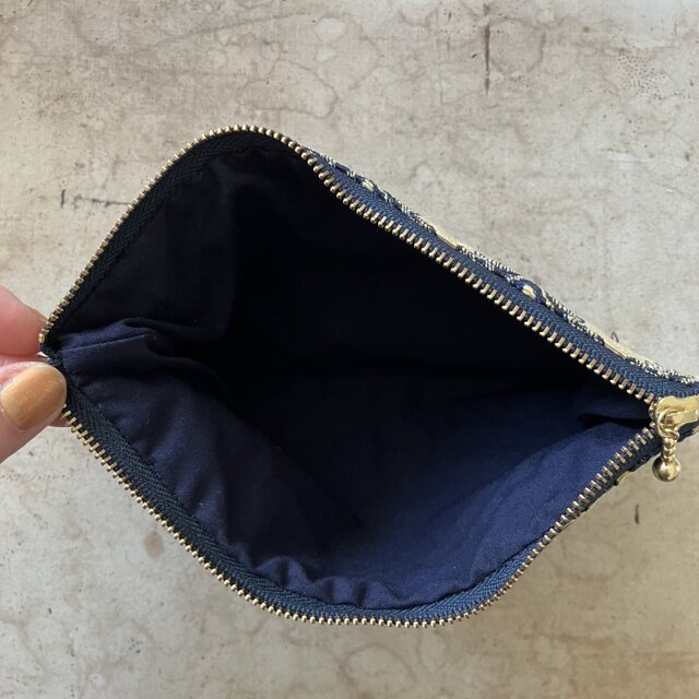 ゴブラン織のポーチ（p-030) | iichi 日々の暮らしを心地よくするハンドメイドやアンティークのマーケットプレイス