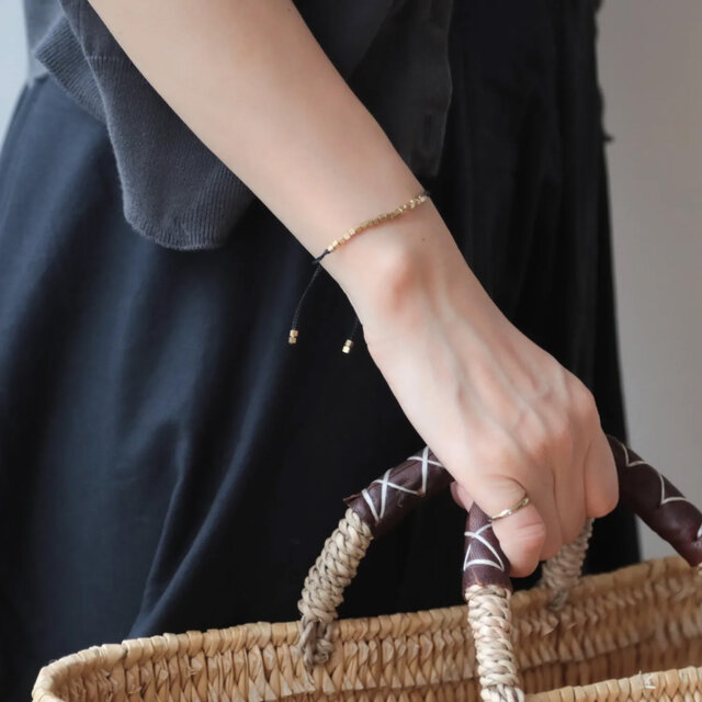 brass bracelet / cube | iichi 日々の暮らしを心地よくするハンドメイドやアンティークのマーケットプレイス