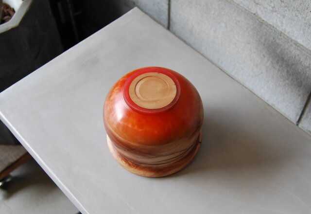 WOOD×レジン 03 蓋付き小物入れ | iichi 日々の暮らしを心地よくするハンドメイドやアンティークのマーケットプレイス