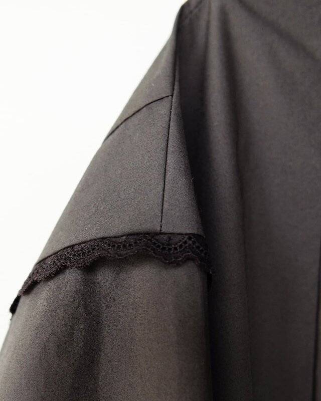 レイン・ドレスコート【gri:n ai】 | iichi 日々の暮らしを心地よくするハンドメイドやアンティークのマーケットプレイス