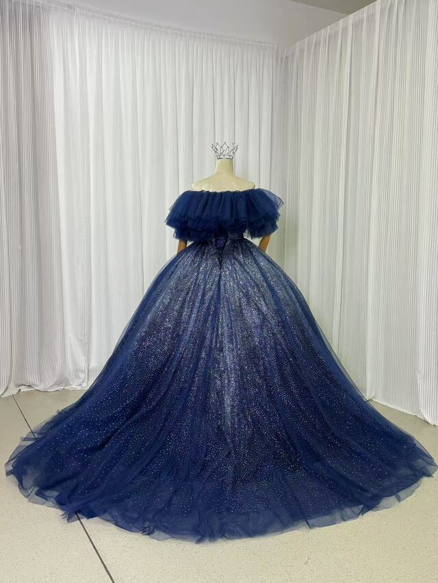 豪華！カラードレス ネイビー 取り外しオフショルダー 編み上げ キラキラグリッターチュール 前撮り | iichi 日々の暮らしを心地よくするハンドメイドやアンティークのマーケットプレイス
