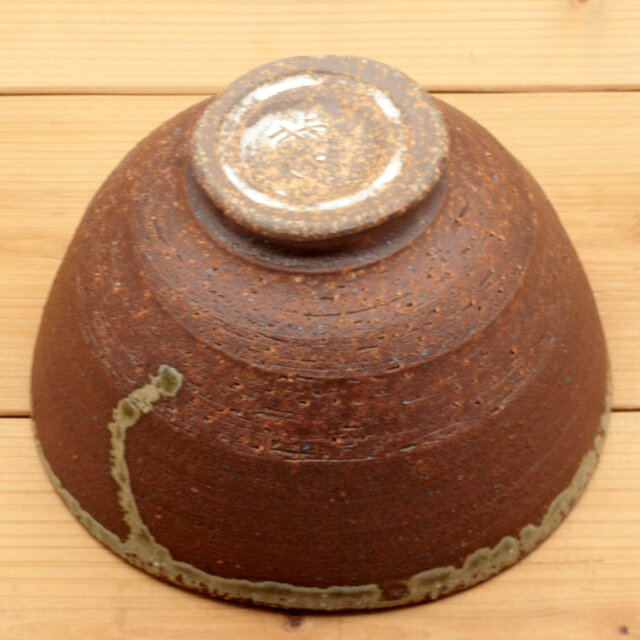 灰釉茶わんc | iichi 日々の暮らしを心地よくするハンドメイドやアンティークのマーケットプレイス