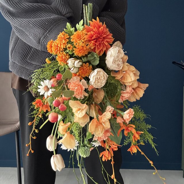 ちょうどいい65cm！オレンジが眩しい！ブーゲンビリア夏のスワッグ 掛けたり置いたり生けたり ボリューム満点 | iichi 日々の暮らしを心地よくするハンドメイドやアンティークのマーケットプレイス