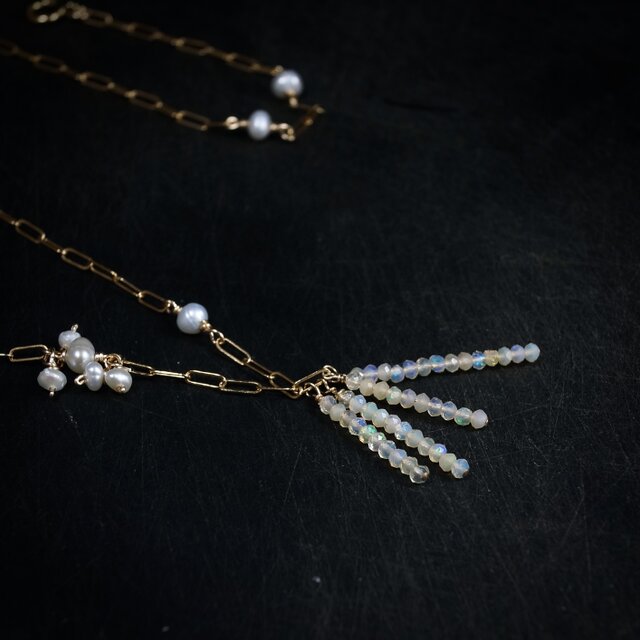 [111]オパールと淡水パールのネックレス 53cm | iichi 日々の暮らしを心地よくするハンドメイドやアンティークのマーケットプレイス