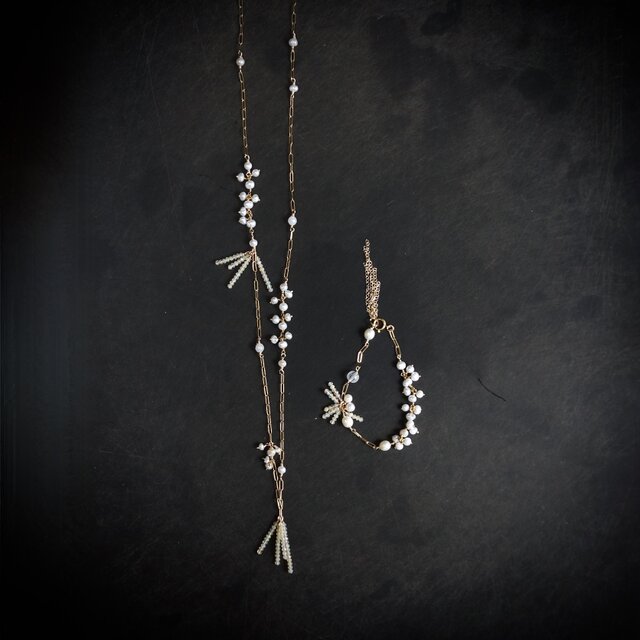 [111]オパールと淡水パールのネックレス 53cm | iichi 日々の暮らしを心地よくするハンドメイドやアンティークのマーケットプレイス