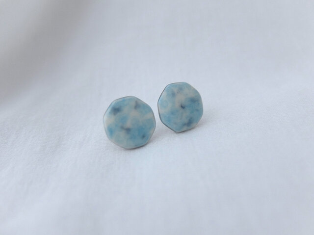 ピアス squarecut wind | iichi 日々の暮らしを心地よくするハンドメイドやアンティークのマーケットプレイス