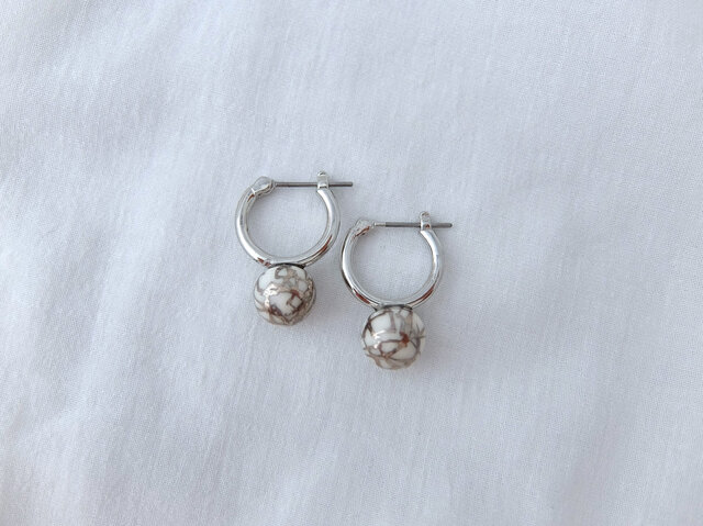 ピアス hoop platinum | iichi 日々の暮らしを心地よくするハンドメイドやアンティークのマーケットプレイス