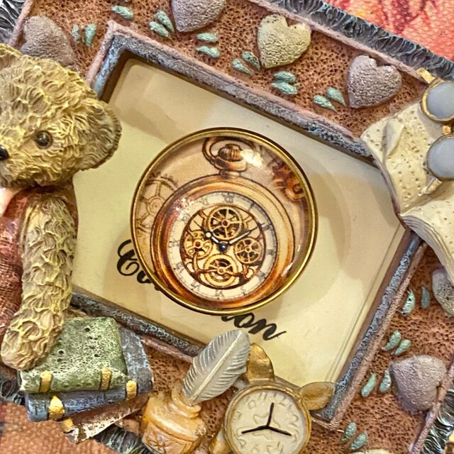 着物リメイク ガラス帯留め 和洋折衷 和ロリータ アクセサリー 歯車の時間を閉じ込めた、スチームパンク懐中時計 GK-137 | iichi 日々の暮らしを心地よくするハンドメイドや ...