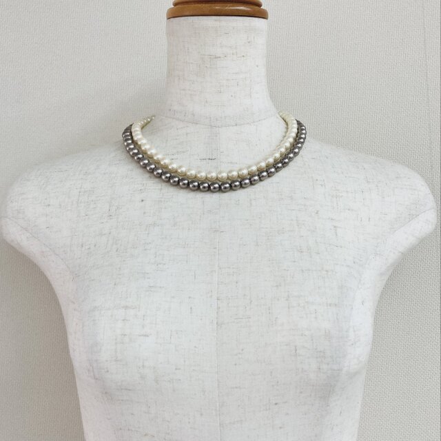 樹脂パール2Wayバイカラーロングネックレス/8mm約90cm+5cm/クリームxオーキッドグレー/R/日本製 | iichi 日々の暮らしを心地よくするハンドメイドやアンティークのマーケットプレイス