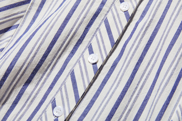 実用性と上品さを兼ね備えたストライプシャツ コットンジャガードストライプシャツ 青＊ホワイト 250507-1 | iichi 日々の暮らしを心地よくするハンドメイドやアンティークのマーケットプレイス