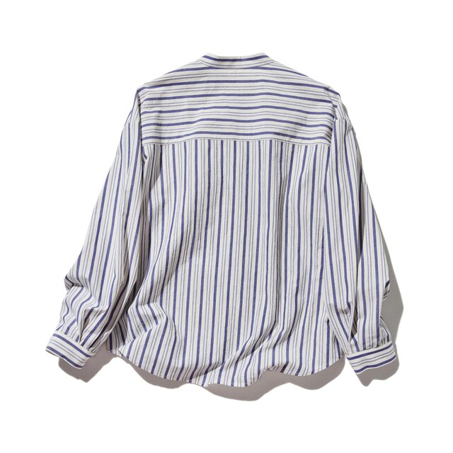 実用性と上品さを兼ね備えたストライプシャツ コットンジャガードストライプシャツ 青＊ホワイト 250507-1 | iichi 日々の暮らしを心地よくするハンドメイドやアンティークのマーケットプレイス