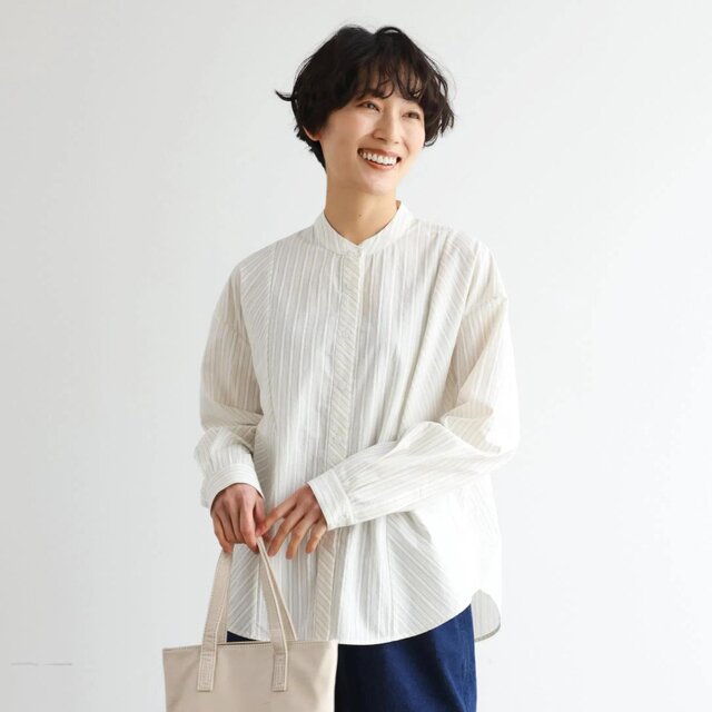 実用性と上品さを兼ね備えたストライプシャツ コットンジャガードストライプシャツ ベージュ＊ホワイト 250507-2 | iichi 日々の暮らしを心地よくするハンドメイドやアンティークの ...