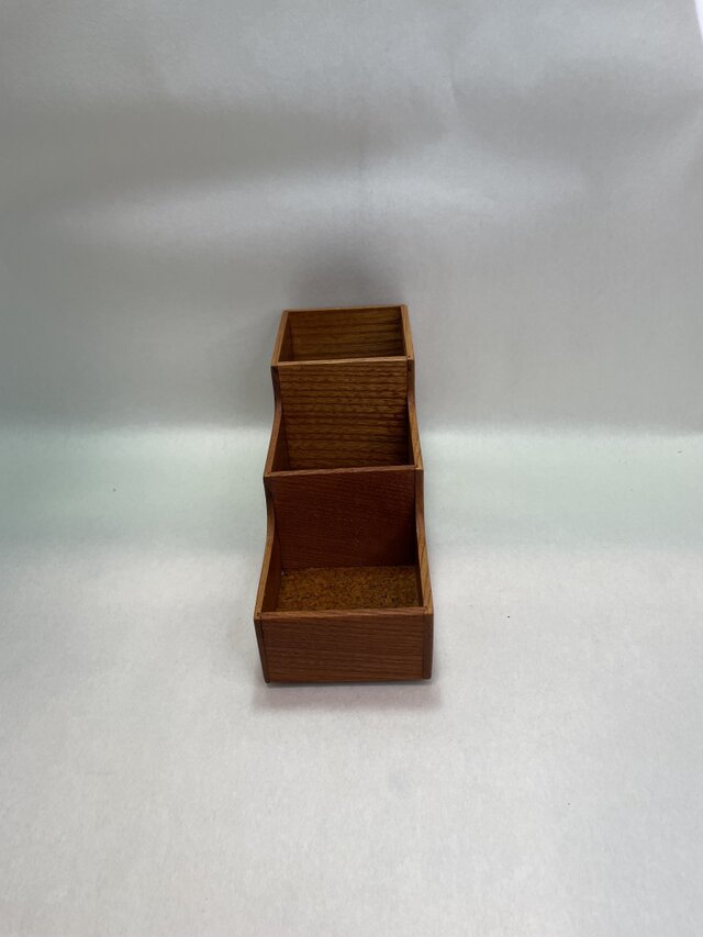 樹のペン立て | iichi 日々の暮らしを心地よくするハンドメイドやアンティークのマーケットプレイス