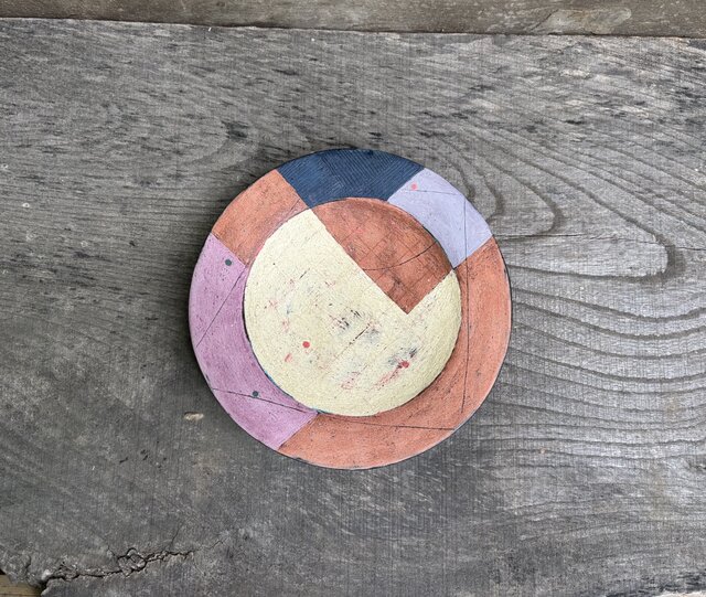 化粧掻き落とし文様 皿147 | iichi 日々の暮らしを心地よくするハンドメイドやアンティークのマーケットプレイス