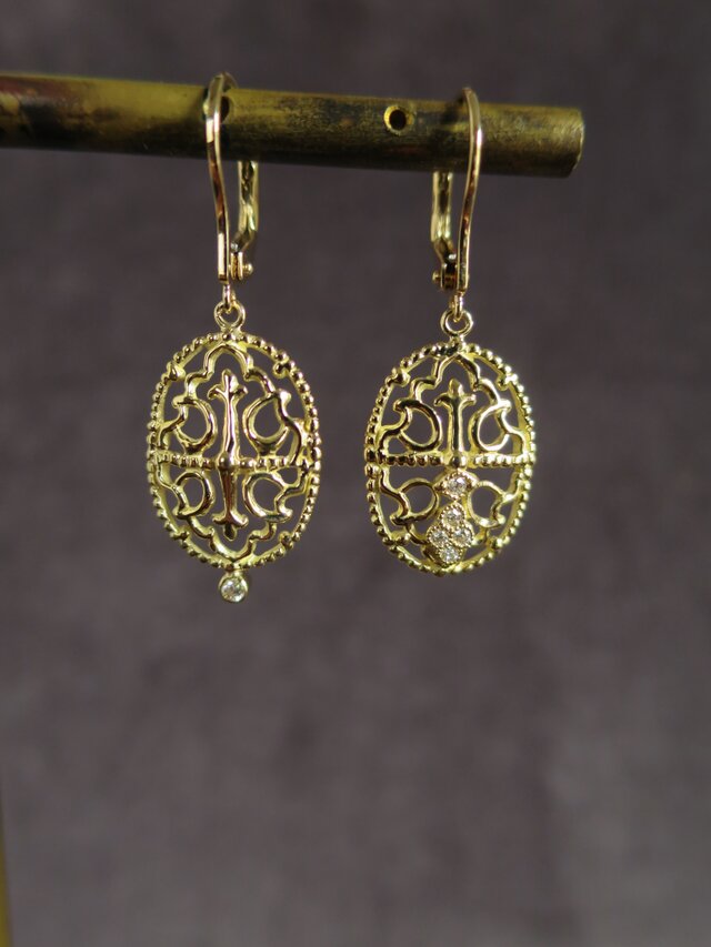 K18 Arabesque diamond pierce | iichi 日々の暮らしを心地よくするハンドメイドやアンティークのマーケットプレイス