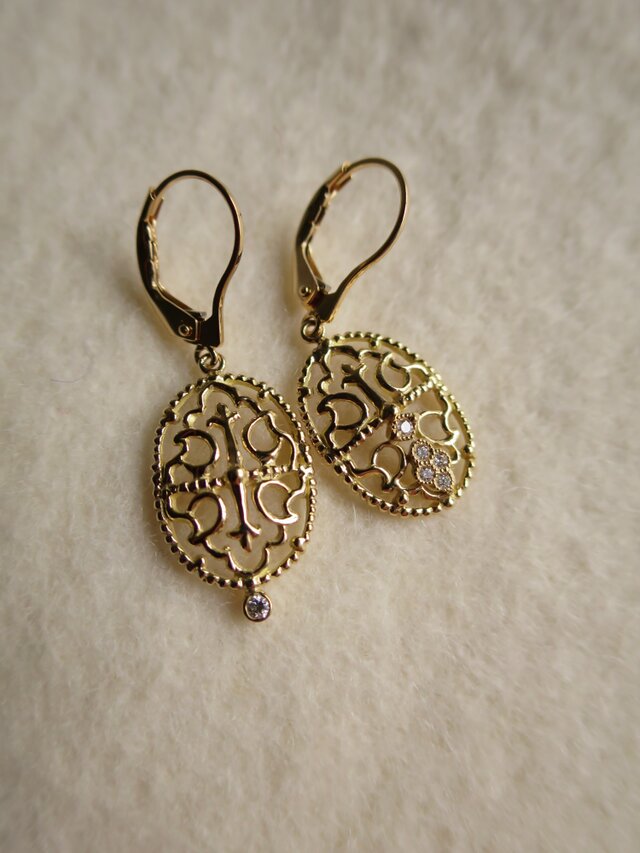 K18 Arabesque diamond pierce | iichi 日々の暮らしを心地よくするハンドメイドやアンティークのマーケットプレイス