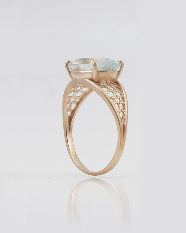 K10 Rosette Ring / Aurora Aquamarine | iichi 日々の暮らしを心地よくするハンドメイドやアンティークのマーケットプレイス
