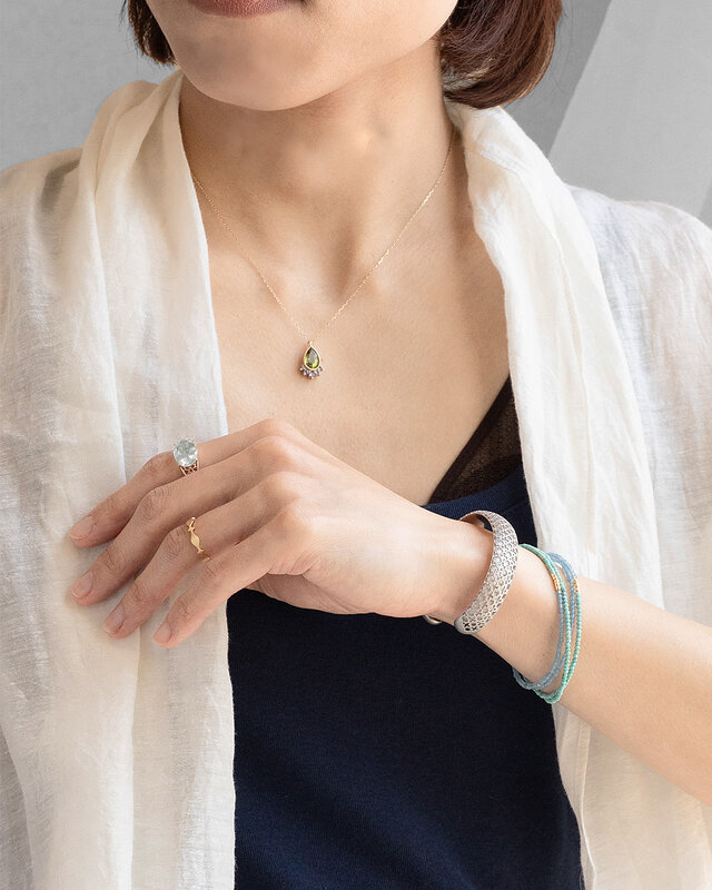 K10 Rosette Ring / Aurora Aquamarine | iichi 日々の暮らしを心地よくするハンドメイドやアンティークのマーケットプレイス