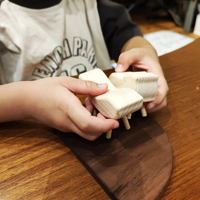 【お盆飾り】ヒノキの精霊馬・牛／しょうりょうま | iichi 日々の暮らしを心地よくするハンドメイドやアンティークのマーケットプレイス