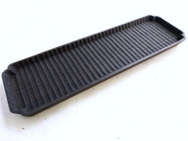 入隅 我谷盆 栗 36×11×2cm 鉄媒染 | iichi 日々の暮らしを心地よくするハンドメイドやアンティークのマーケットプレイス