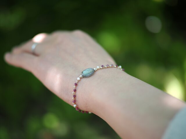 -Labradorite- braid bracelet | iichi 日々の暮らしを心地よくするハンドメイドやアンティークのマーケットプレイス