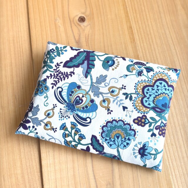 リバティ リバーシブル仕立て ポケットティッシュカバー＜Mabelle＞(メイベル) | iichi 日々の暮らしを心地よくするハンドメイドやアンティークのマーケットプレイス