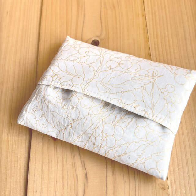 リバティ リバーシブル仕立て ポケットティッシュカバー＜Lynne Sparkle＞(リンスパークル) | iichi 日々の暮らしを心地よくするハンドメイドやアンティークのマーケットプレイス