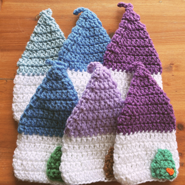 (送料込み）バスルームに小さなhome~お風呂掃除に最適なミトン型アクリルタワシ(グリーン系）〜 | iichi 日々の暮らしを心地よくするハンドメイドやアンティークのマーケットプレイス