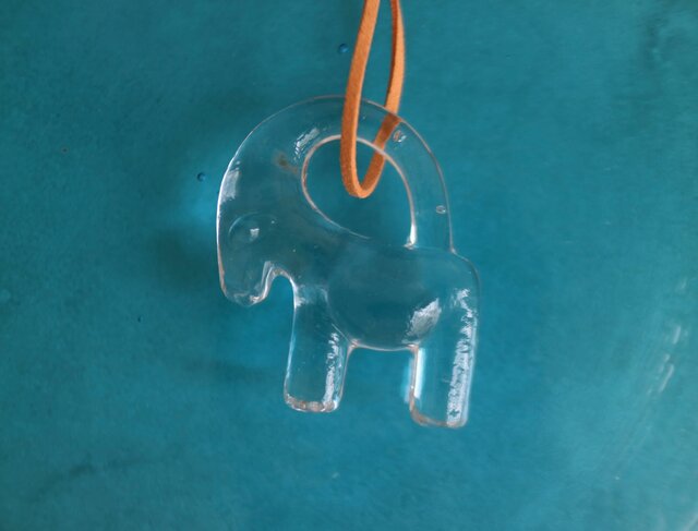 Kosta Boda コスタボダ / オーナメント / ヤギ No.5693 | iichi 日々の暮らしを心地よくするハンドメイドやアンティークのマーケットプレイス