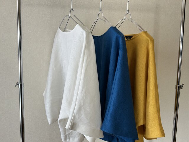 たっぷりしたお袖のフレアー感がきれいなトップス 白リネン100％【着丈延長オプションあり】 | iichi 日々の暮らしを心地よくするハンドメイドやアンティークのマーケットプレイス