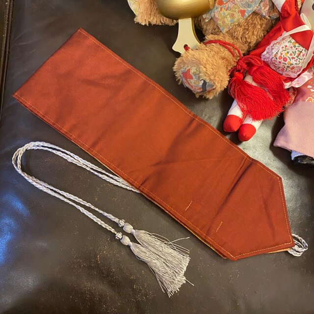 単衣着物リメイク セミロング ワンピース ドレス 洗える 化繊 帯ベルト 和洋折衷 帽子を脱いで、私に恋して。 KW-973 | iichi 日々の暮らしを心地よくするハンドメイドや ...