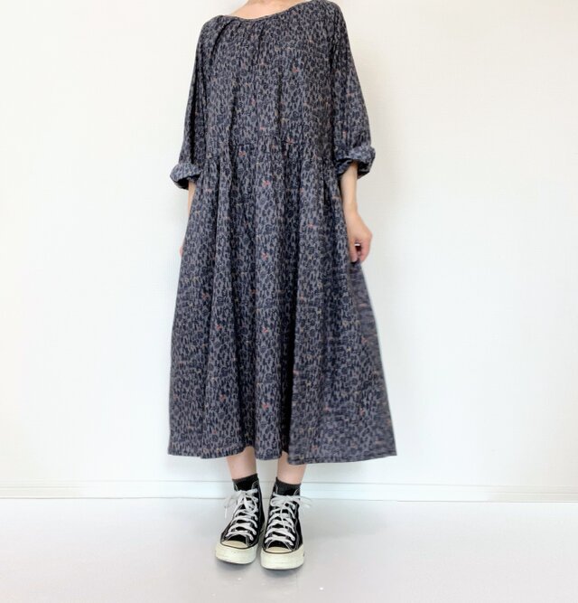 【期間限定＊送料無料】キツネと森の半袖ワンピース＊ポケット付＊国産綿100％＊ゆったりフリーサイズ＊ダークグレー×ネイビー | iichi 日々の暮らしを心地よくするハンドメイドやアンティーク ...