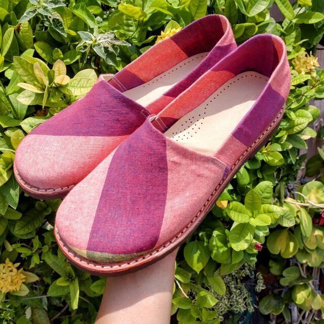 無料サイズ調整 22.5-29cm | iichi 日々の暮らしを心地よくするハンドメイドやアンティークのマーケットプレイス