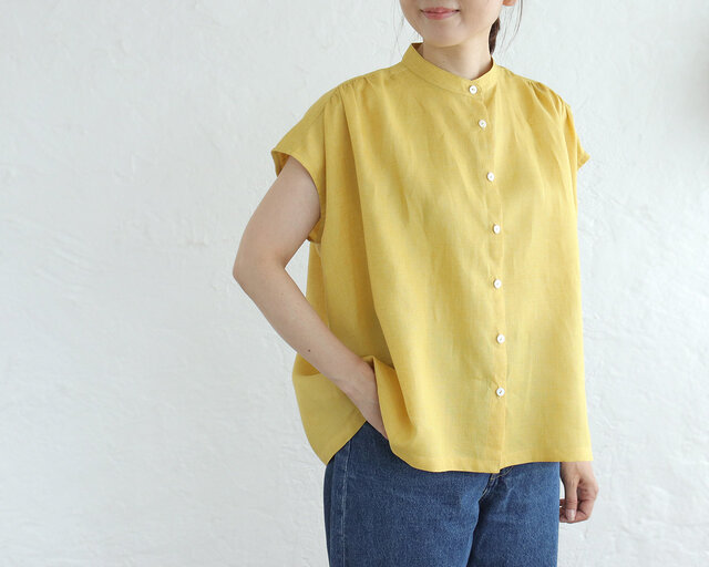 快適キチンと見え リネン フレンチスリーブバンドカラーブラウス （ハニーイエロー）TP42 | iichi 日々の暮らしを心地よくするハンドメイドやアンティークのマーケットプレイス