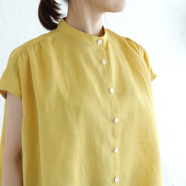 快適キチンと見え リネン フレンチスリーブバンドカラーブラウス （ハニーイエロー）TP42 | iichi 日々の暮らしを心地よくするハンドメイドやアンティークのマーケットプレイス