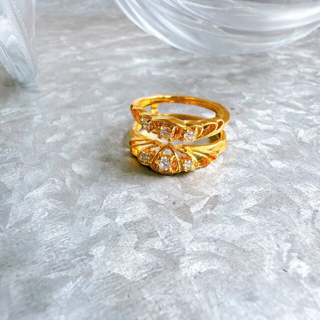 RA97-【 AVON 】エイボン・ヴィンテージリング 1998 Gold-tone Cubic Zirconia | iichi 日々の暮らしを心地よくするハンドメイドやアンティークの ...