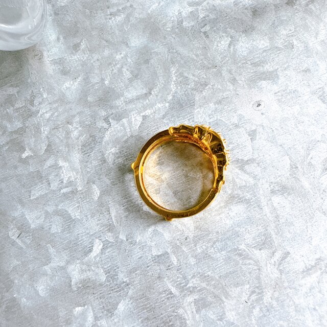 RA97-【 AVON 】エイボン・ヴィンテージリング 1998 Gold-tone Cubic Zirconia | iichi 日々の暮らしを心地よくするハンドメイドやアンティークの ...