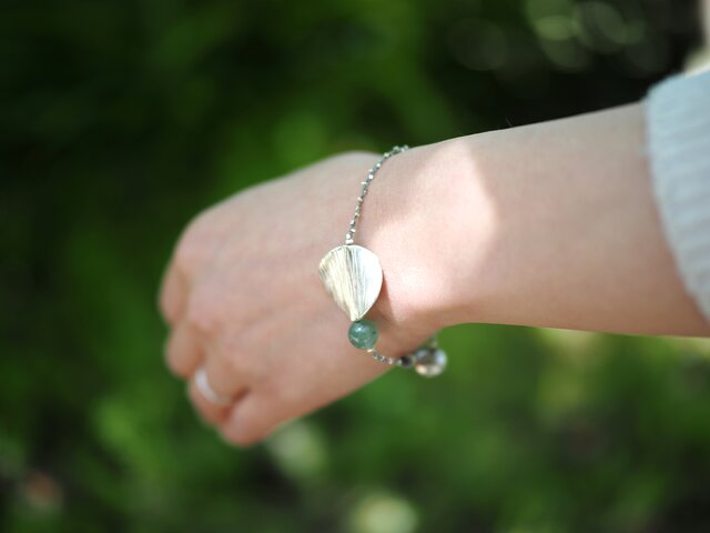 -Karensilver・Aventurine- braid bracelet | iichi 日々の暮らしを心地よくするハンドメイドやアンティークのマーケットプレイス