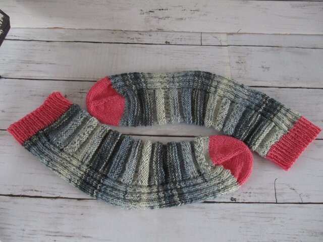 冷え取り ソックス Banana Socks Opal Zauberwald & Uni | iichi 日々の暮らしを心地よくするハンドメイドやアンティークのマーケットプレイス