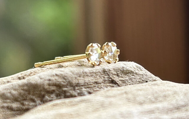 K18 ローズカット天然ダイヤモンド スタッドピアス K18 Yellow Gold+Diamond Studs | iichi 日々の暮らしを心地よくするハンドメイドやアンティークの ...