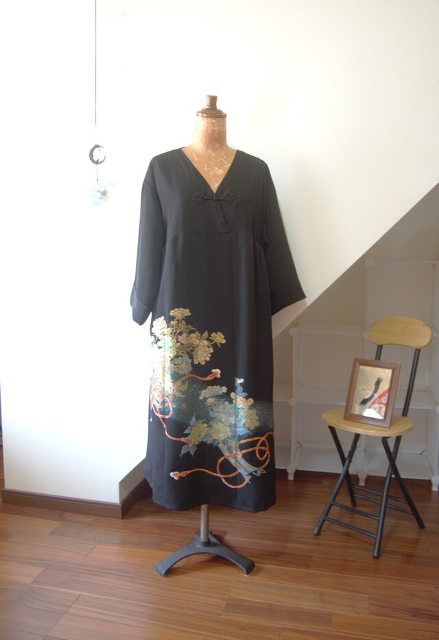 牡丹の花束 留袖ドレス＊ロングペチコート付き 着物リメイク | iichi 日々の暮らしを心地よくするハンドメイドやアンティークのマーケットプレイス