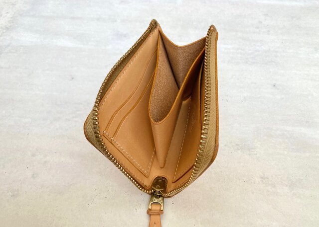 手縫いのLFコンパクトウォレット / イタリアンレザー / オリジナルBOX付 | iichi 日々の暮らしを心地よくするハンドメイドやアンティークのマーケットプレイス