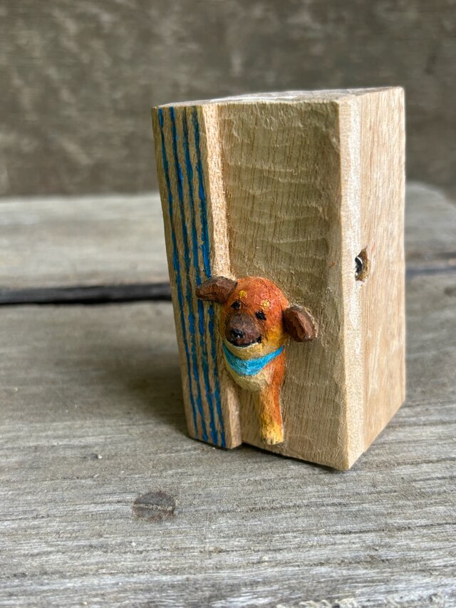 犬の小箱 3 | iichi 日々の暮らしを心地よくするハンドメイドやアンティークのマーケットプレイス
